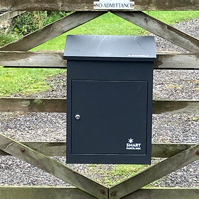 About the Medium Smart Parcel Box